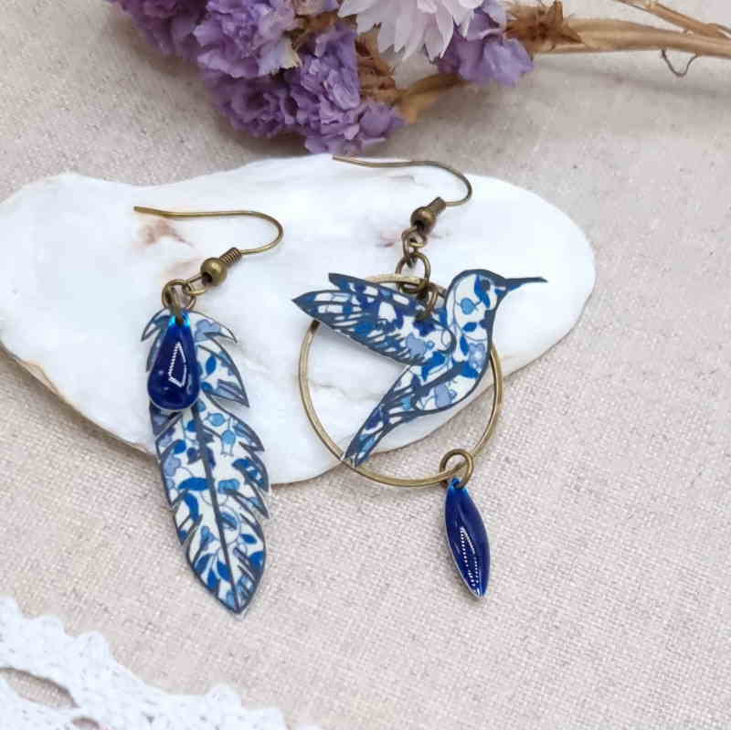 Boucles d'oreilles colibri et plume en liberty Katie and millie jean ...